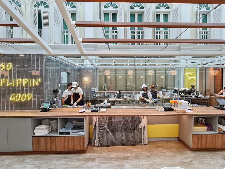 Flipper's Bugis店开张！限定草莓大福口味只在新店供应📍现点现做、新鲜好吃🍓 - 🇸🇬新加坡省钱皇后-皇后情报局